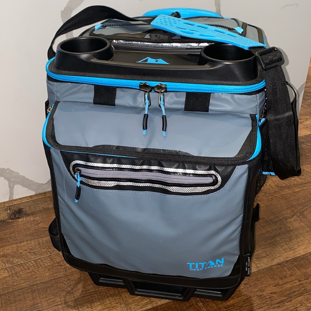 Titan Deep Freeze Collapsible Rolling Cooler Big Whee… - Gem